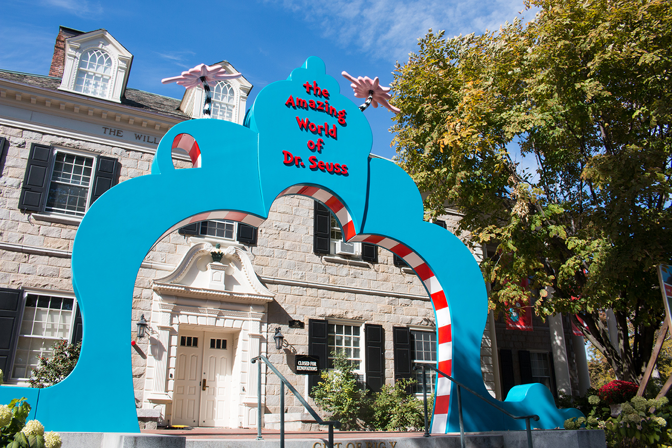 Apre a Springfield (MA) Amazing World of Dr. Seuss Museum ...